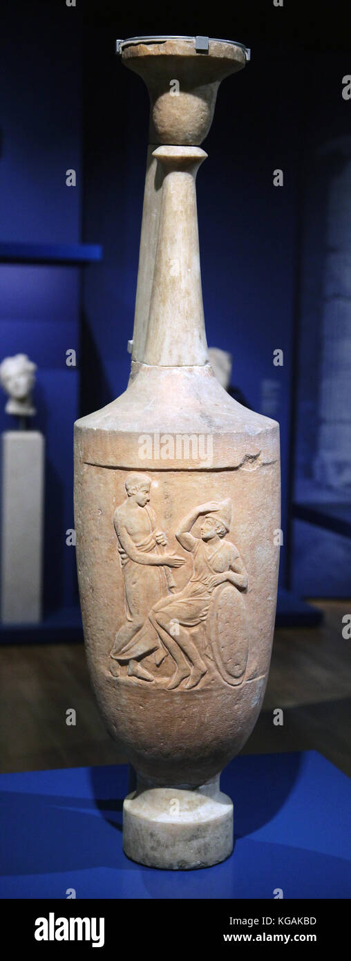 Lekythos hi-res stock photography and images - Alamy