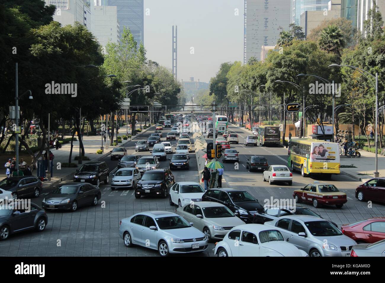 Mexico city, Paseo de la Reforma. Central Street Stock Photo - Alamy