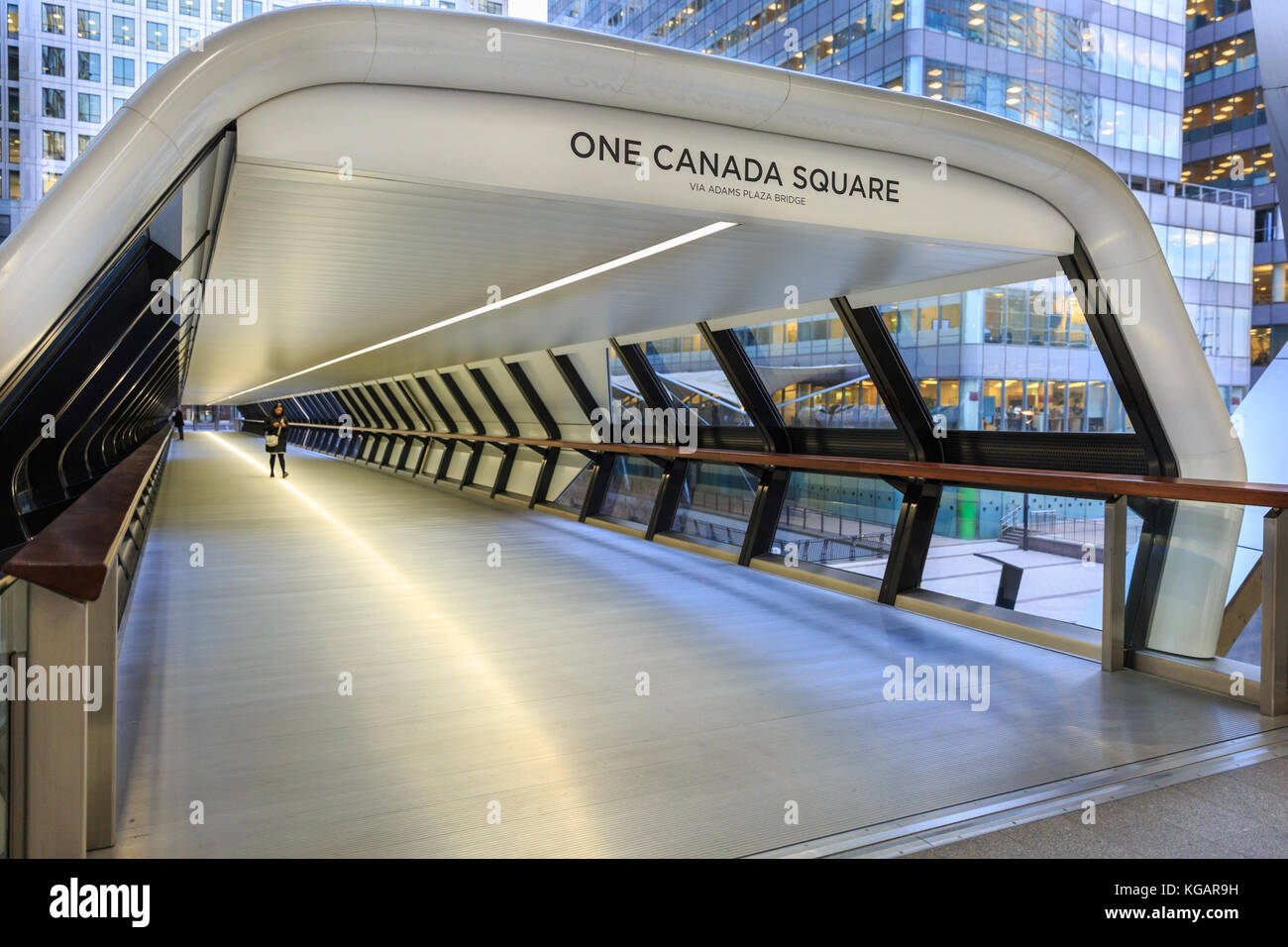 Canary wharf cross rail place london uk hi-res stock photography and ...