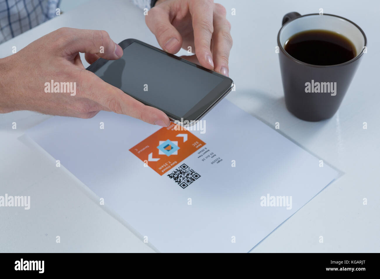 Mobile phot hi-res stock photography and images - Alamy