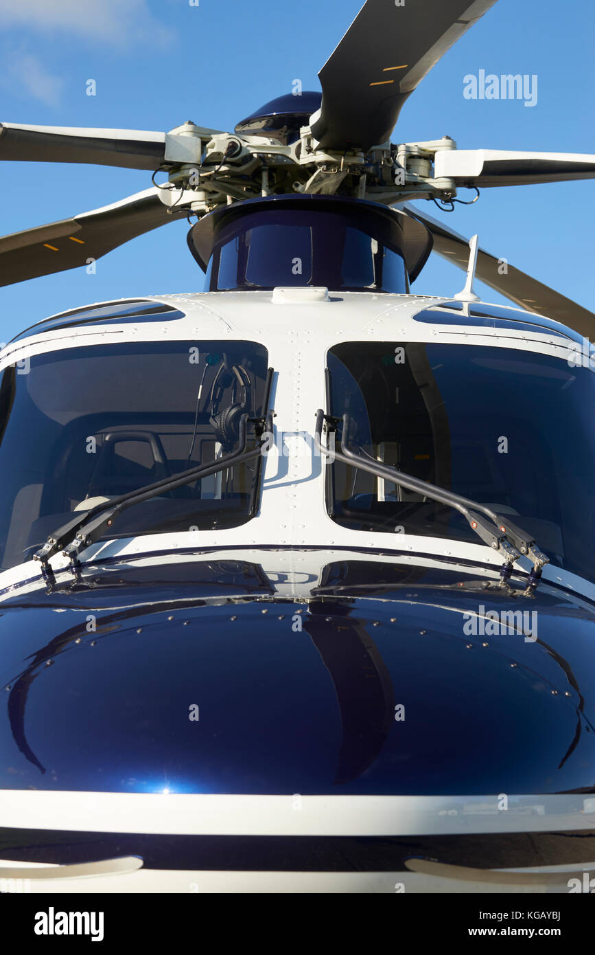 Helicopter cockpit hi-res stock photography and images - Alamy