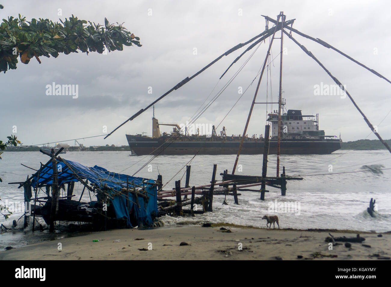 Chinese fishing nets Stock Photo - Alamy