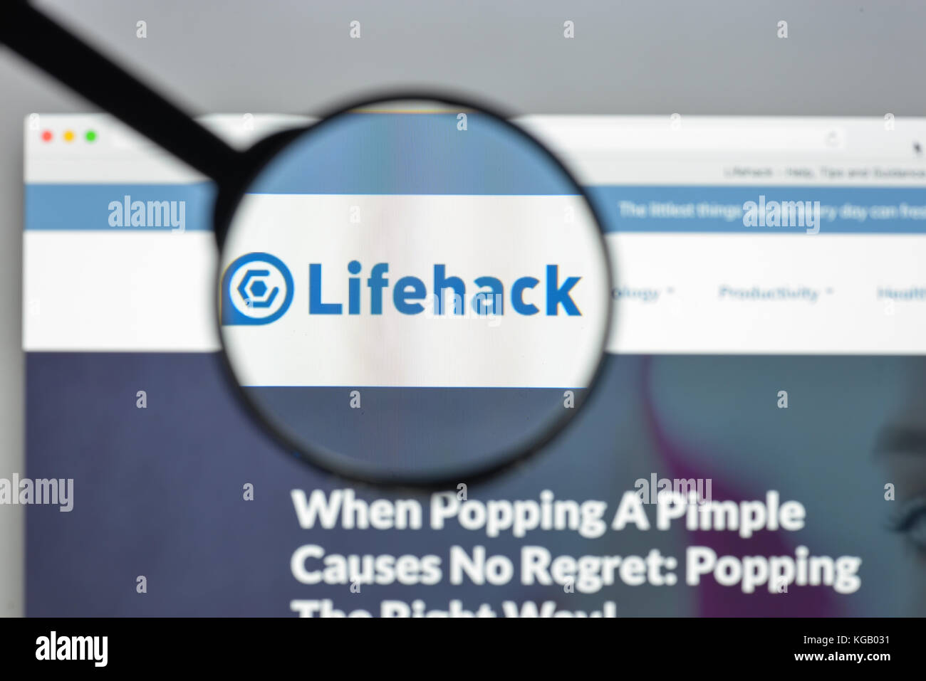 Milan, Italy - August 10, 2017: Lifehack website homepage. Lifehack ...