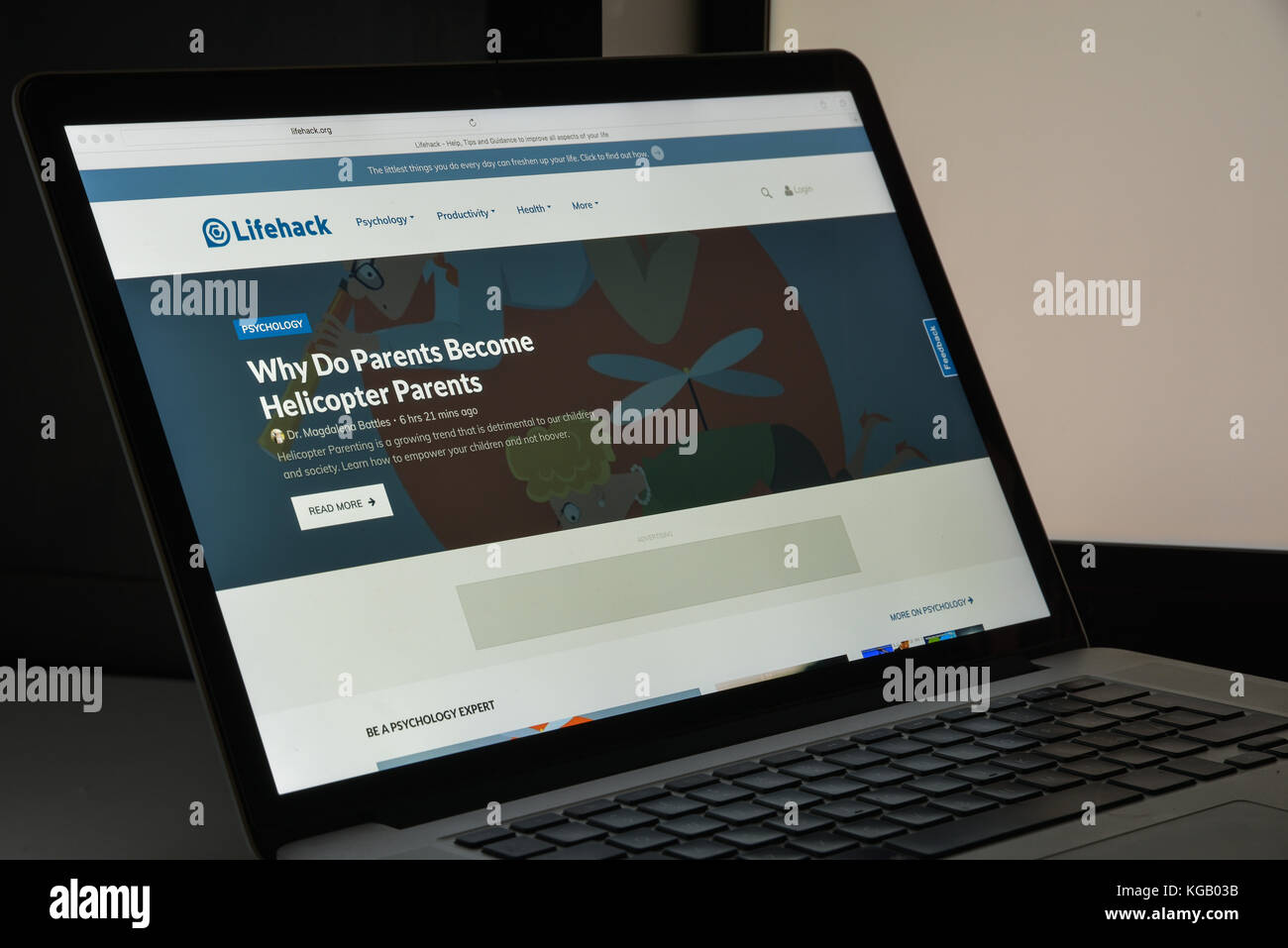 Milan, Italy - August 10, 2017: Lifehack website homepage. Lifehack ...