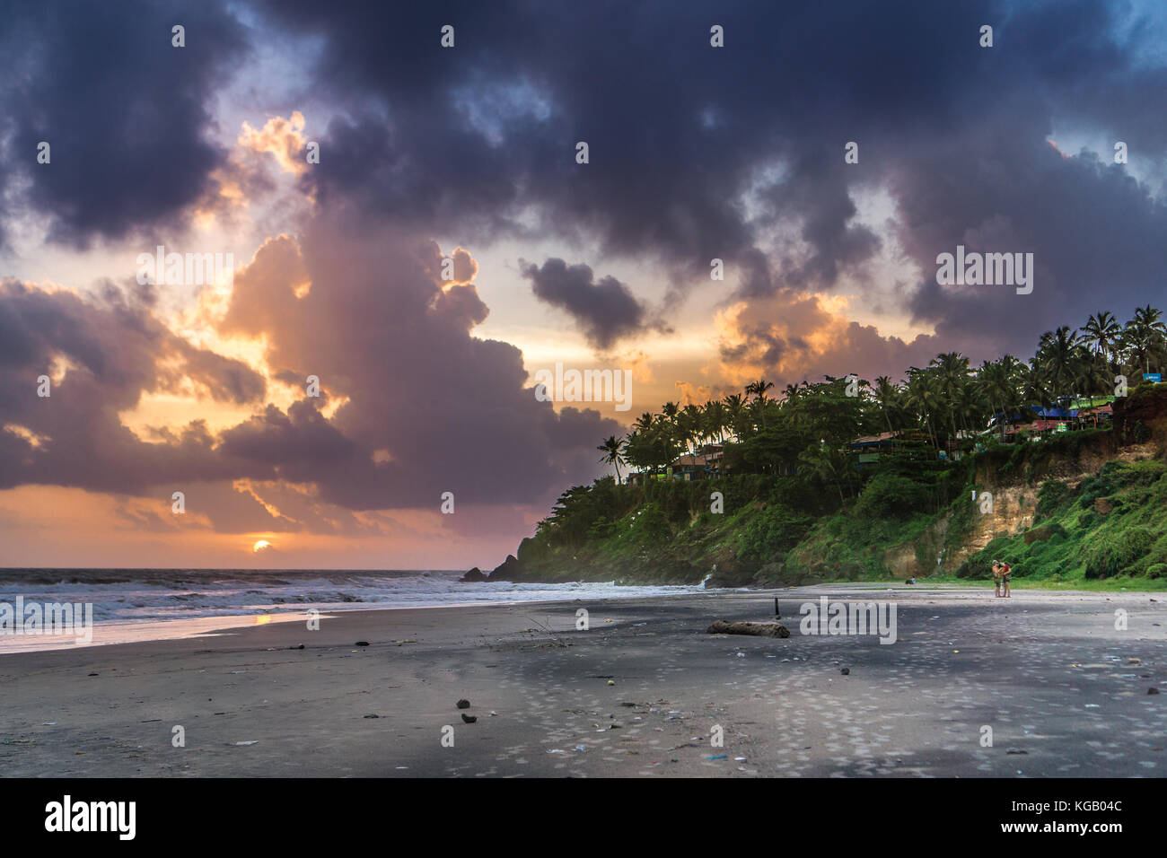 Varkala beach mountain sea hi-res stock photography and images - Alamy