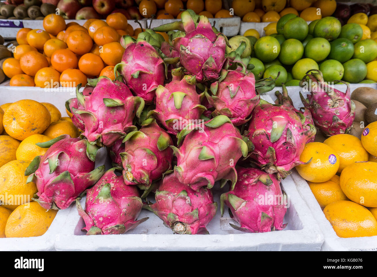Market glodok jakarta hi-res stock photography and images - Alamy