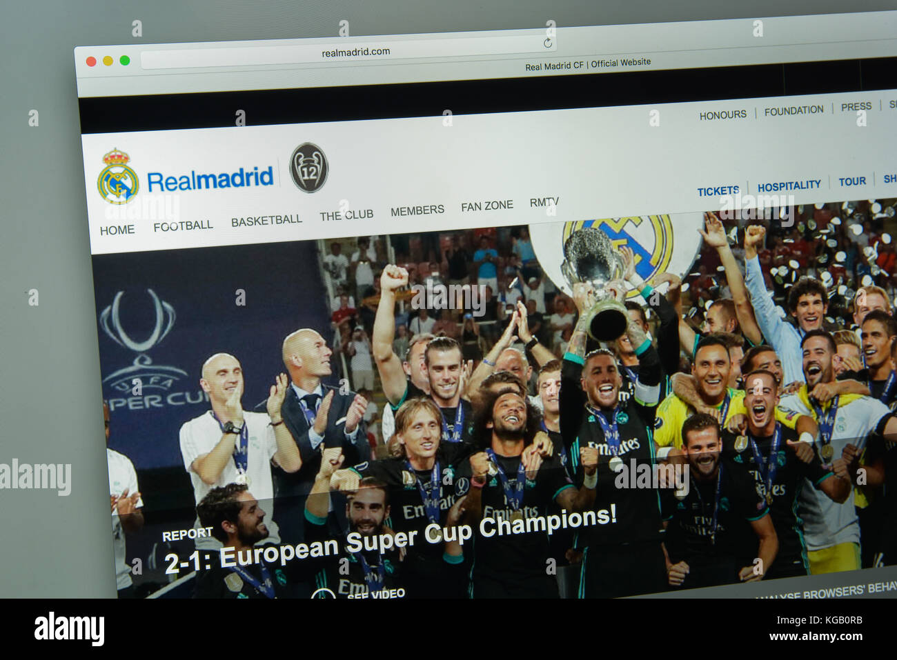 Real madrid logo hi-res stock photography and images - Alamy