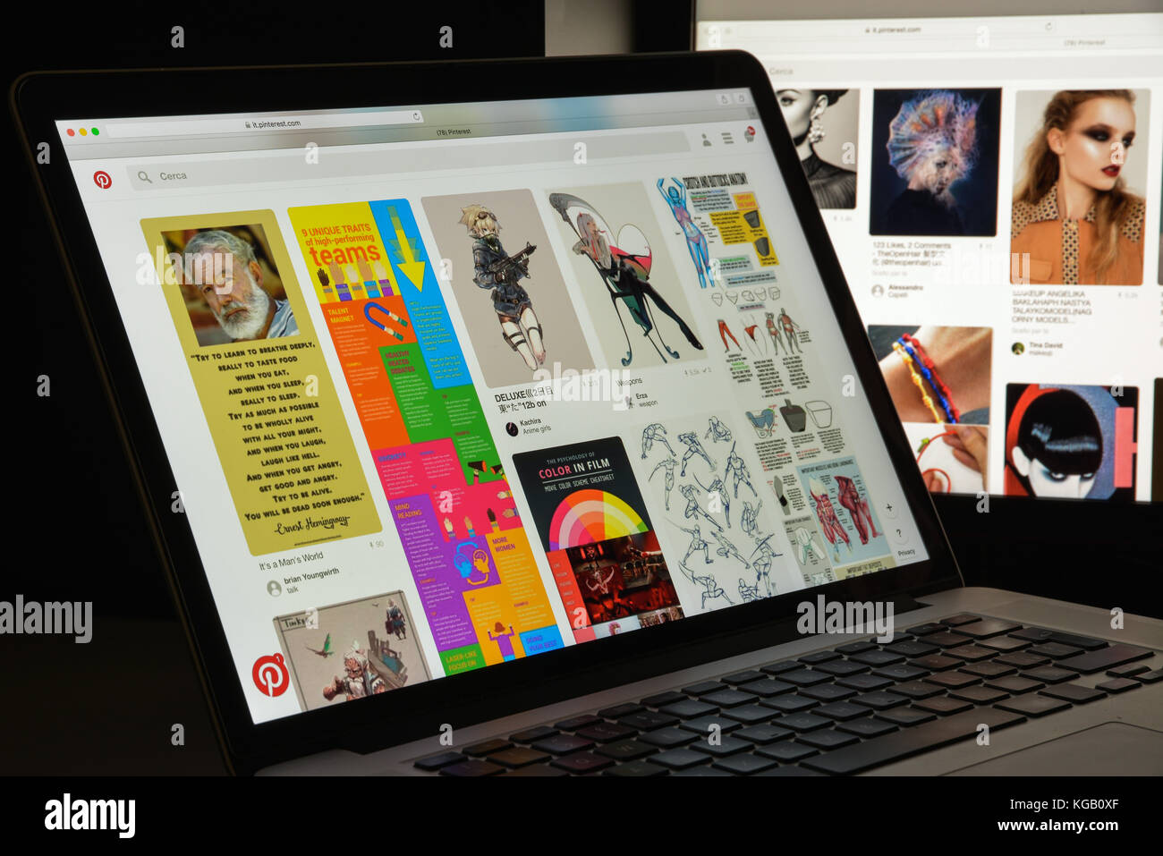 Pinterest homepage hi-res stock photography and images - Alamy