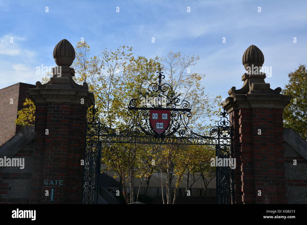 Sights around Harvard University, Harvard Square, and Harvard Yard in ...