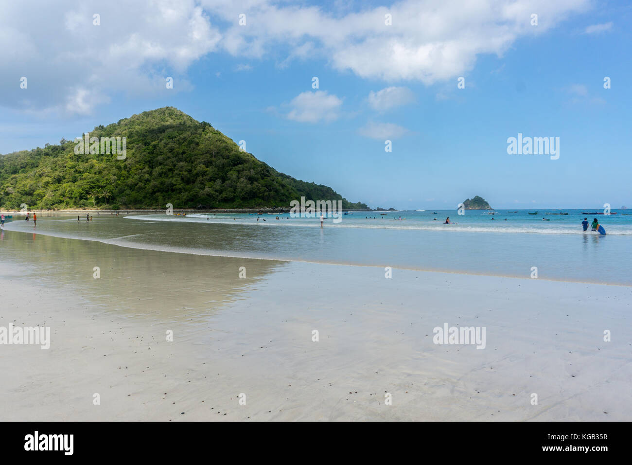 Selong beach High Resolution Stock Photography and Images - Alamy