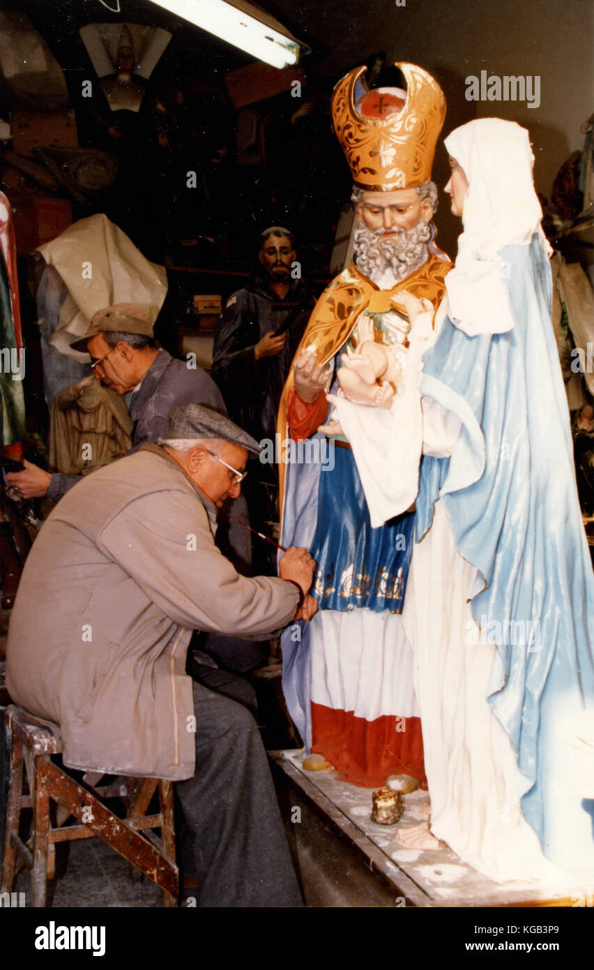 Painting of saint hi-res stock photography and images - Alamy