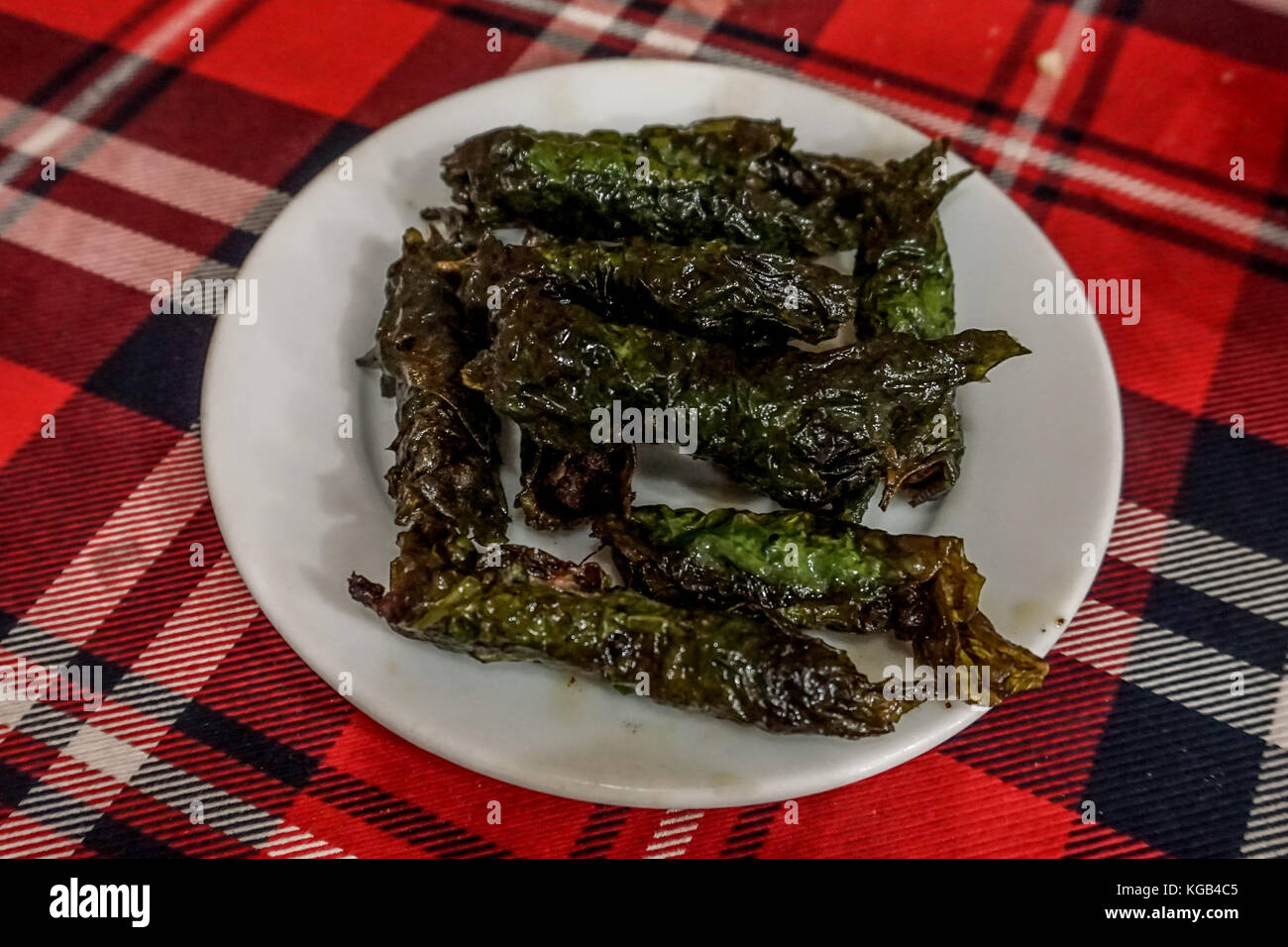 Le Mat (Snake Village) - grilled hamburger snake Stock Photo - Alamy