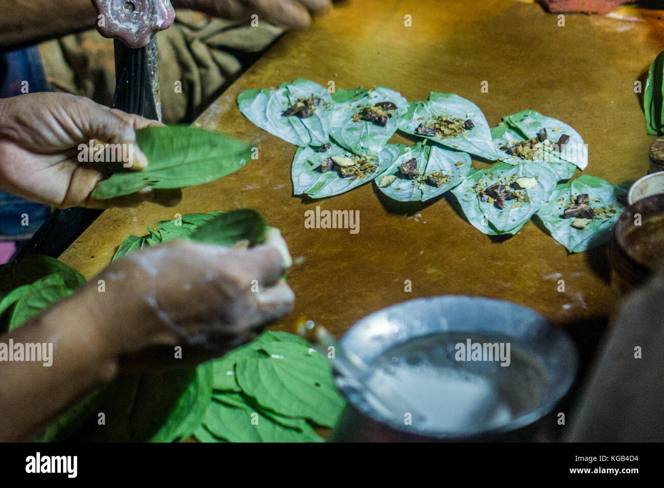 Street food in Yangon, Myanmar - Betel Nut Stock Photo - Alamy