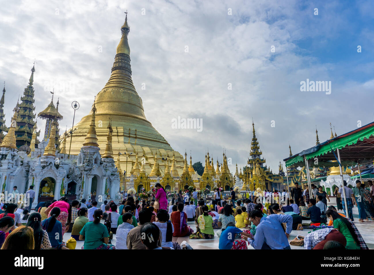 Daw symbol hi-res stock photography and images - Alamy