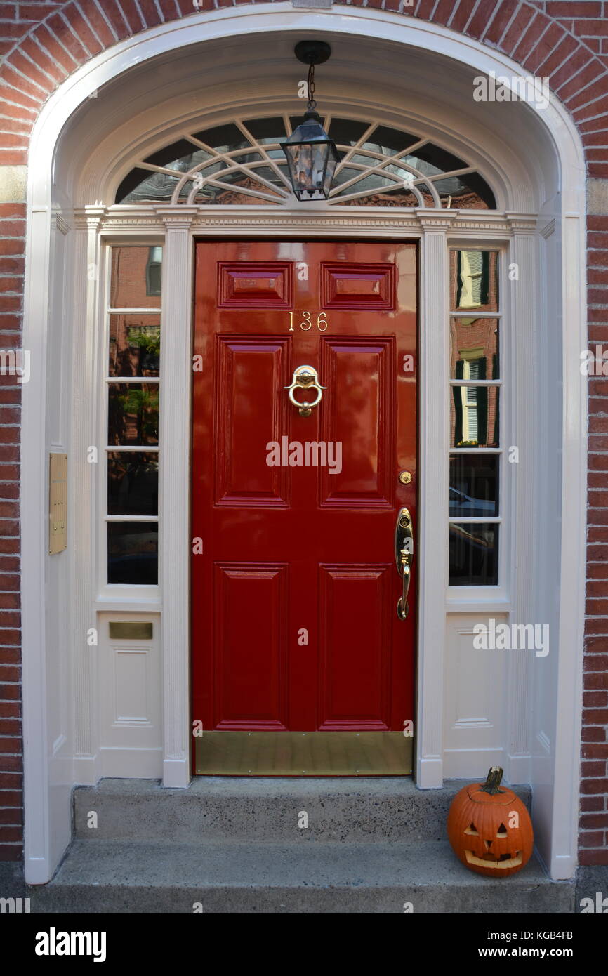 Autumnal (Autumn) and Halloween sights seen around Beacon Hill in ...