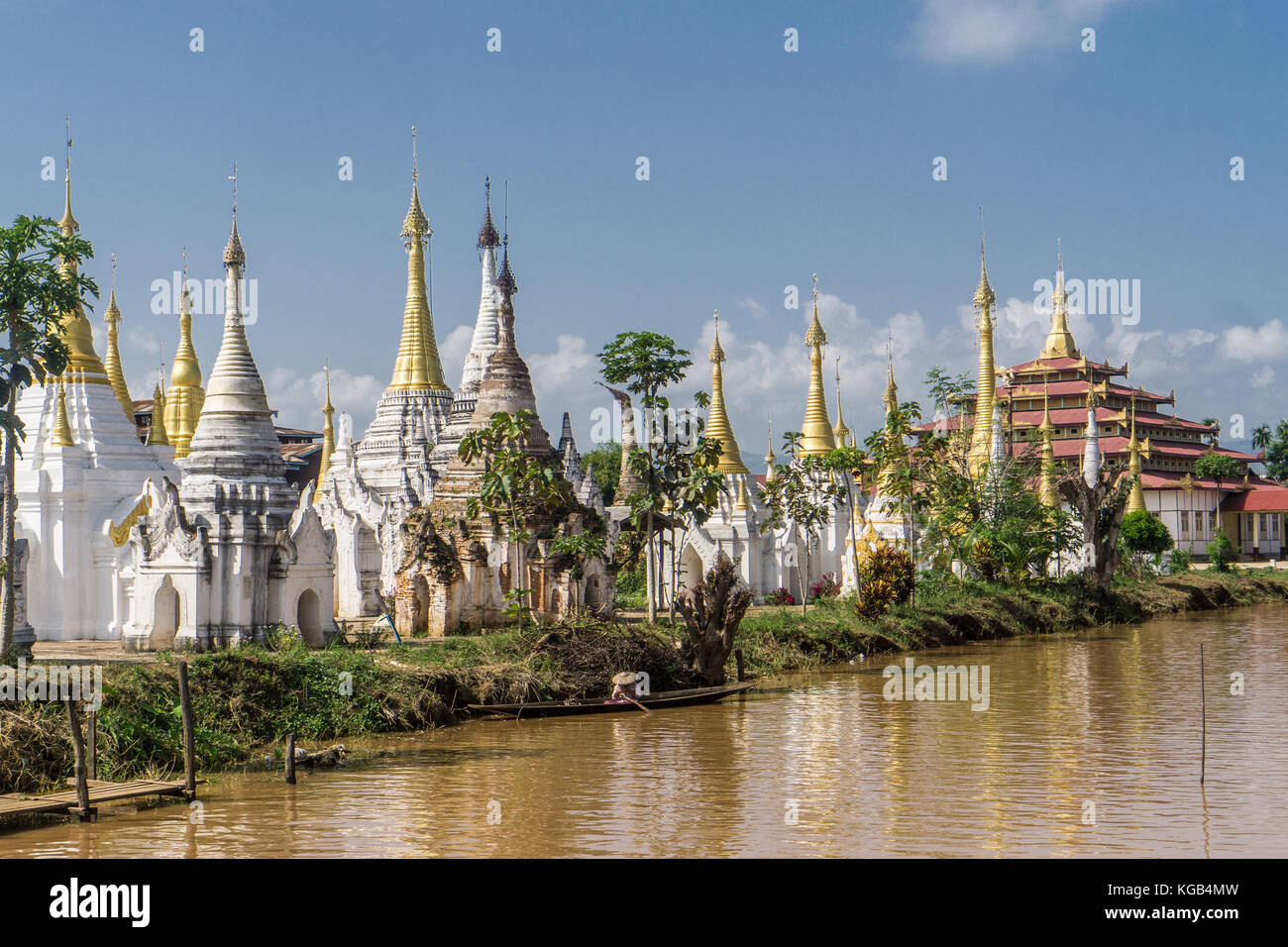 Day trip on Inle Lake - Indein village Pagoda Stock Photo - Alamy