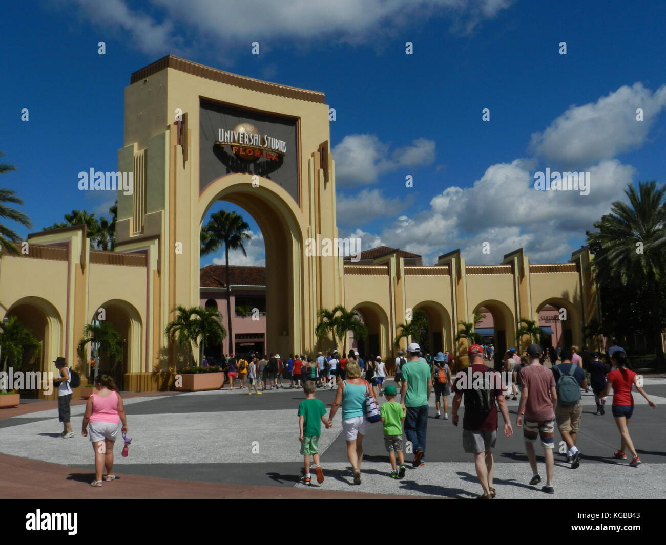 Universal Studios, theme park entrance, Orlando,Florida Stock Photo - Alamy