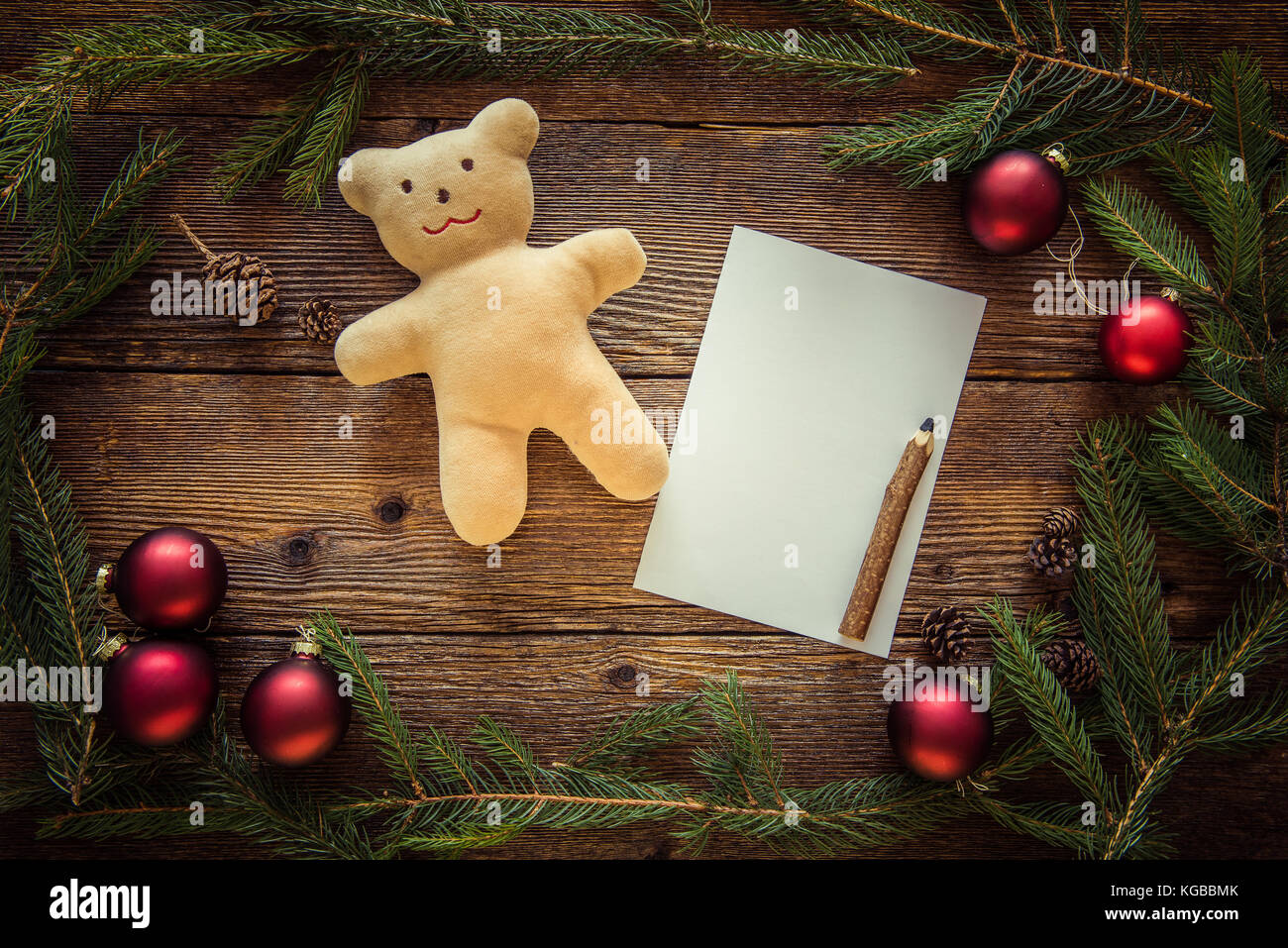 Sticky note christmas tree hi-res stock photography and images - Alamy
