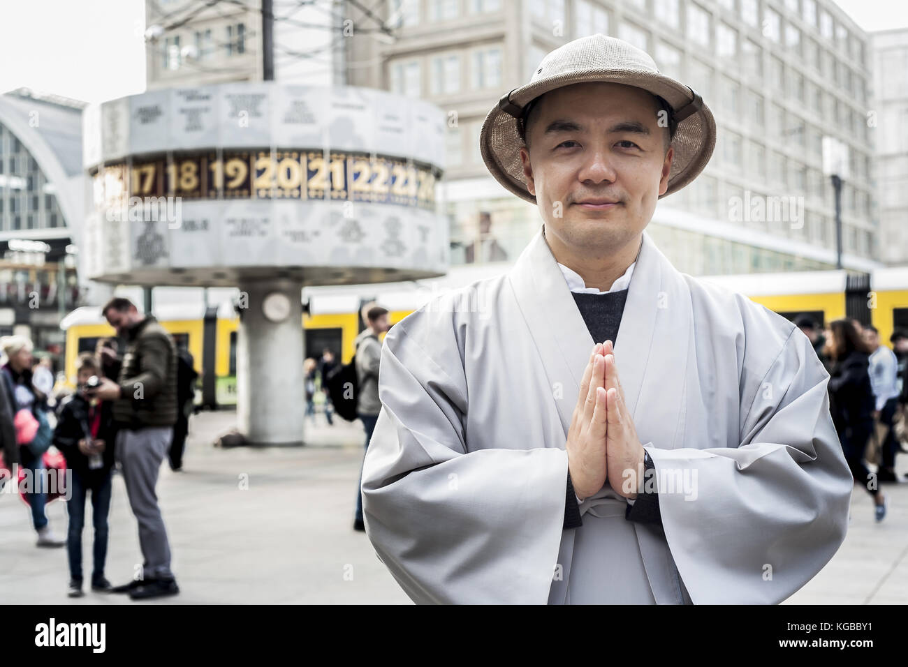 World bestseller author zen monk Haemin Sunim visits Germany to present ...