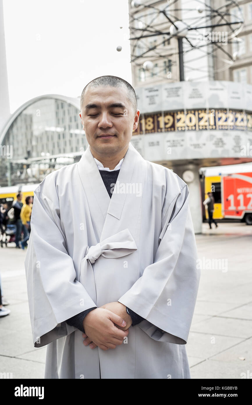 World bestseller author zen monk Haemin Sunim visits Germany to present ...