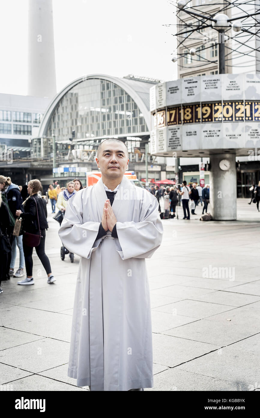 World bestseller author zen monk Haemin Sunim visits Germany to present ...