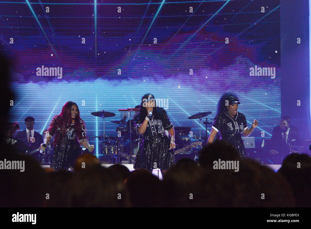 Soul train awards hi-res stock photography and images - Alamy