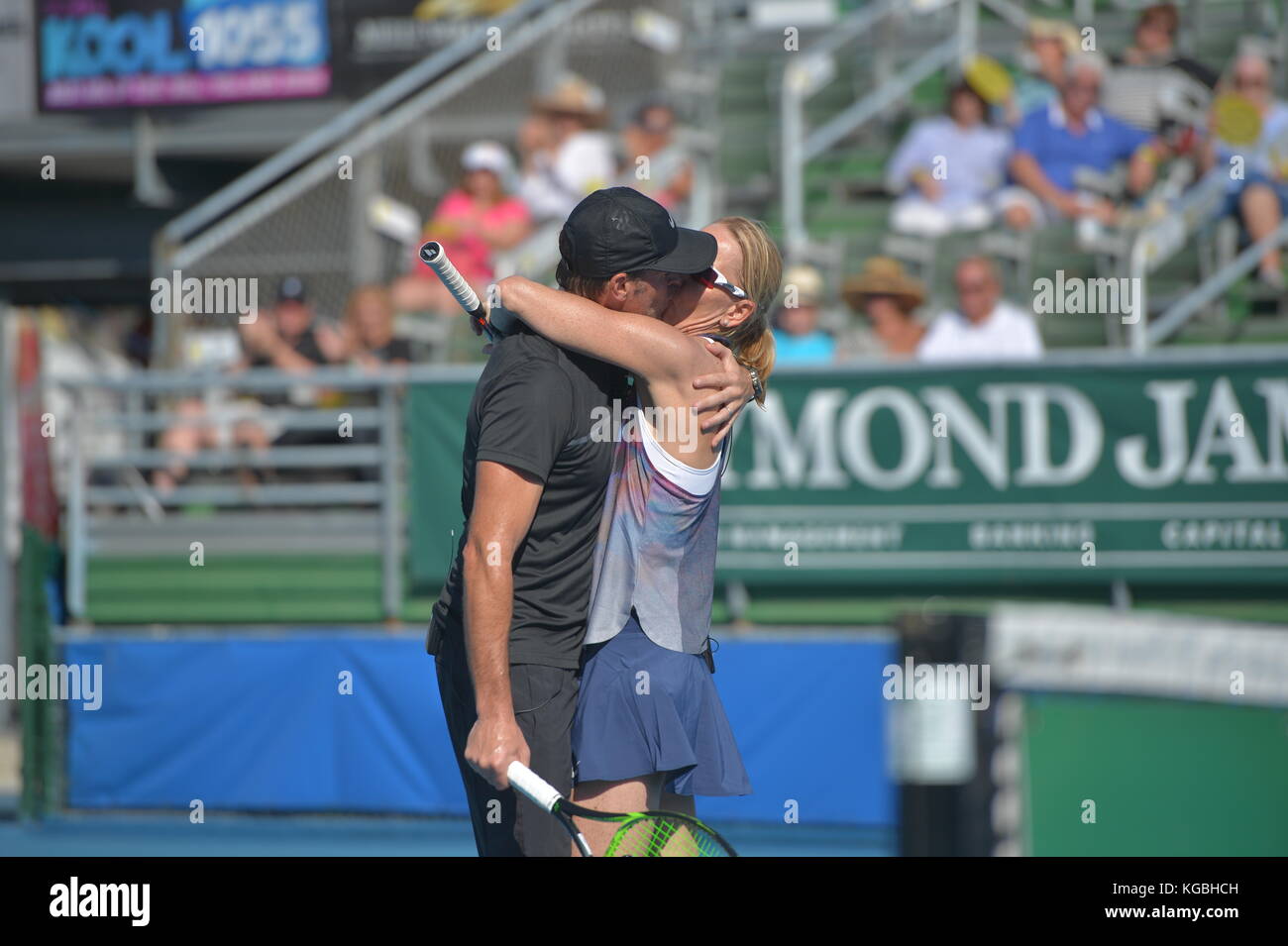 Scott foley and renee stubbs hi-res stock photography and images - Alamy