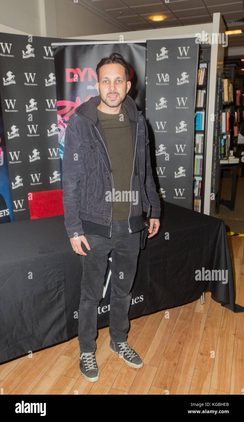 London, UK. 4th Nov, 2017. Steven Frayne aka Dynamo magician launches ...
