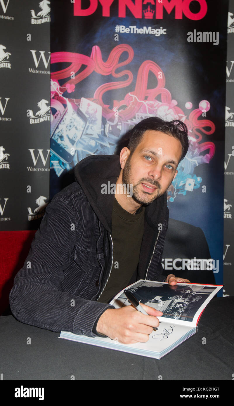 London, UK. 4th Nov, 2017. Steven Frayne aka Dynamo magician launches ...