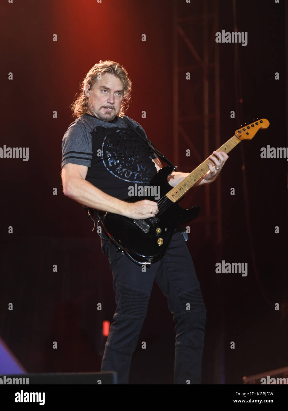 Pembroke Pines, Florida, USA. 05th Nov, 2017. Danny Chauncey of the ...