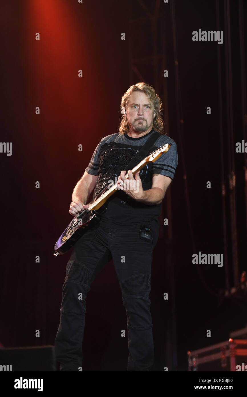 38 special band 80's hi-res stock photography and images - Alamy