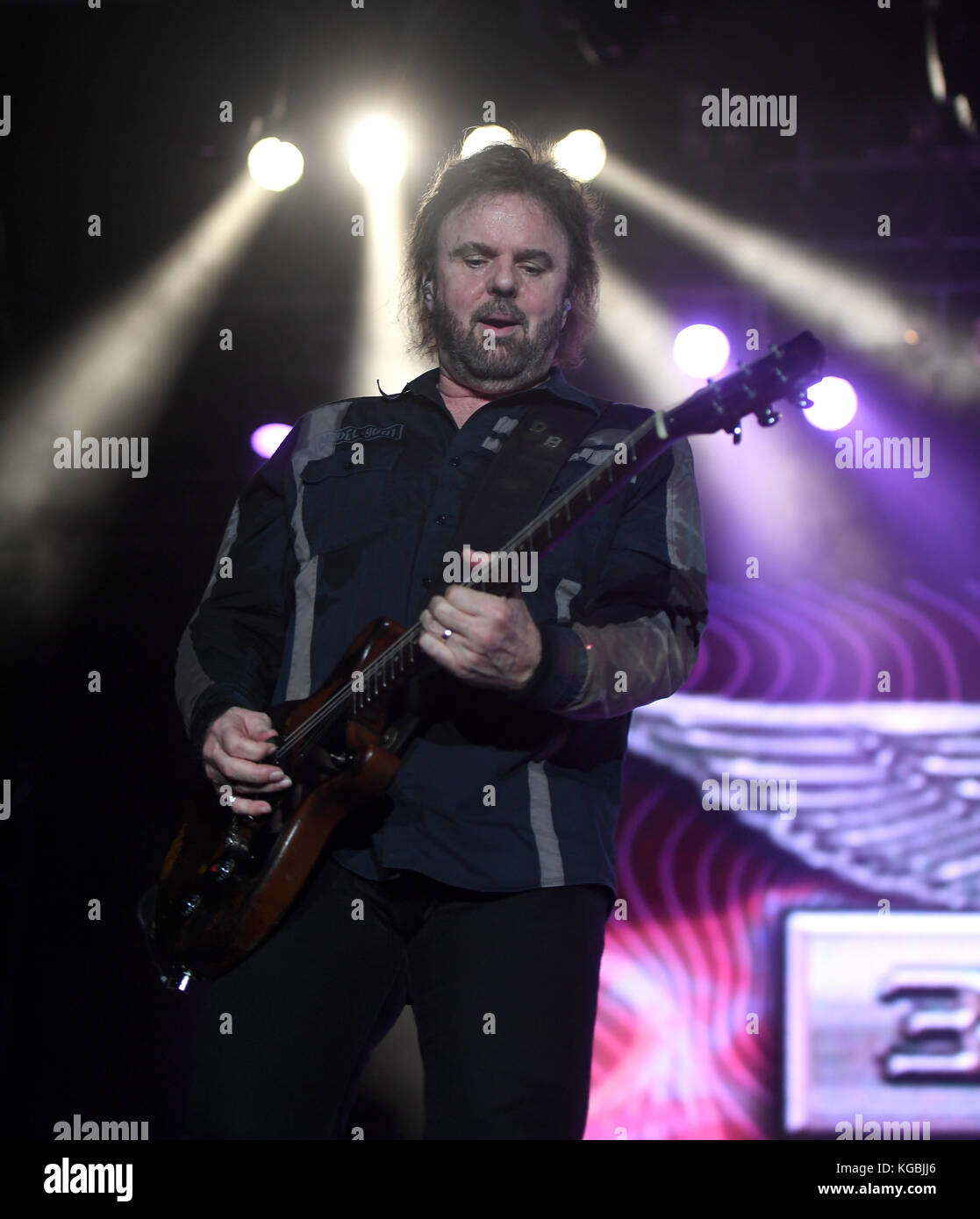 Pembroke Pines, Florida, USA. 05th Nov, 2017. Don Barnes of the band 38 ...