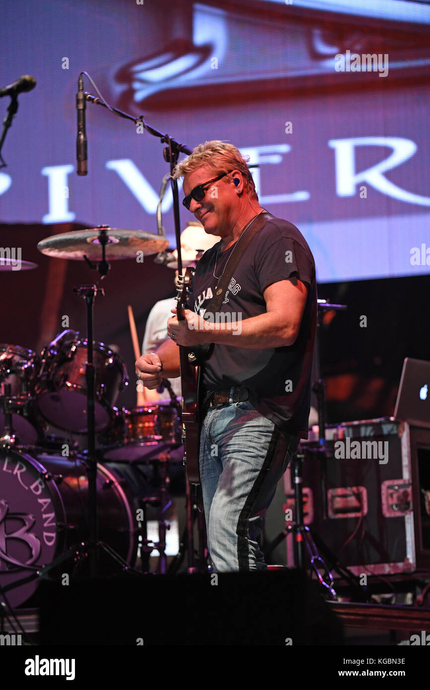 Pembroke Pines, Florida, USA. 05th Nov, 2017. Greg Hind of the Little ...
