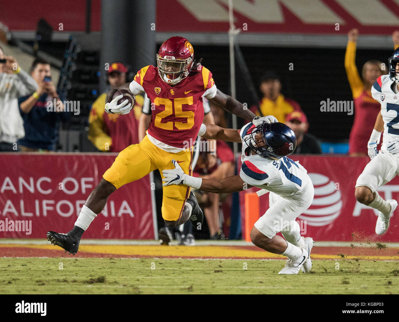Los Angeles, CA, USA. 04th Nov, 2017. USC running back (25) Ronald ...