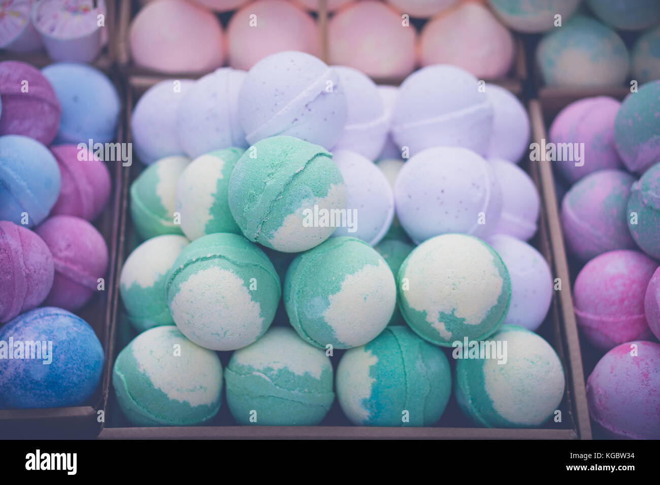Bath bombs hi-res stock photography and images - Alamy