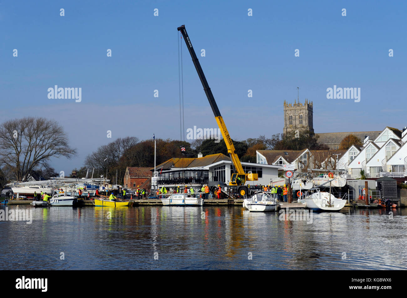 Boatyard crane hi-res stock photography and images - Alamy
