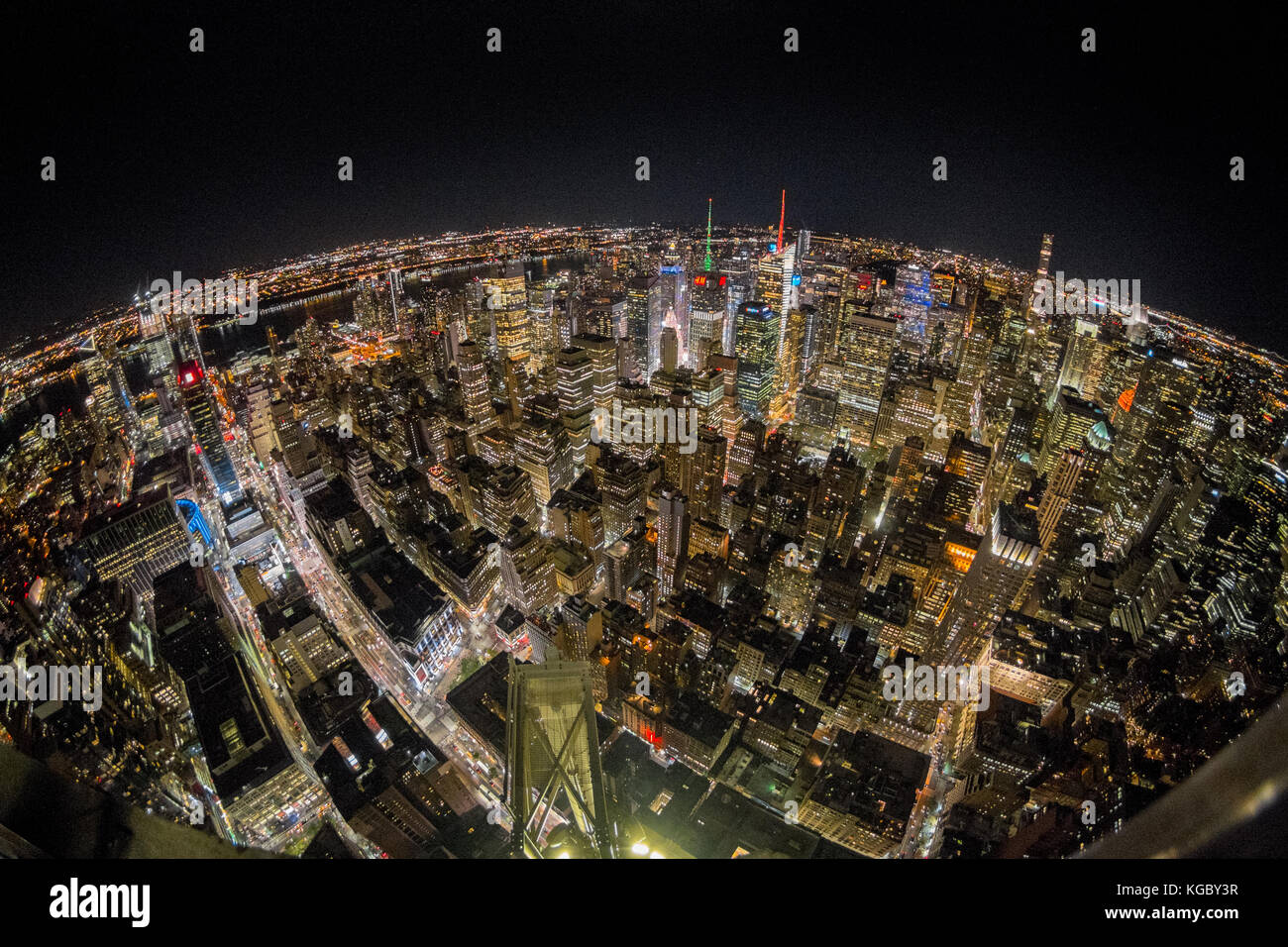 View from the top of The Empire State Building at night, Manhattan, New ...