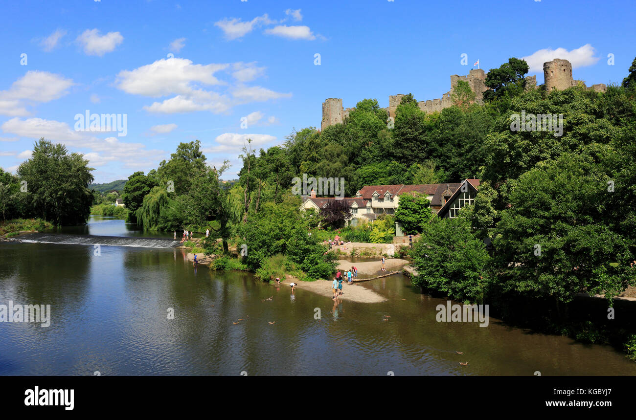 The River Teme and Ludlow Castle, Ludlow, Shropshire, England, Europe ...