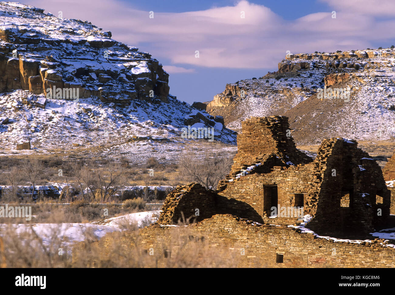 Pueblo Bonito, ruins, and Chaco Canyon, Chaco Culture National ...