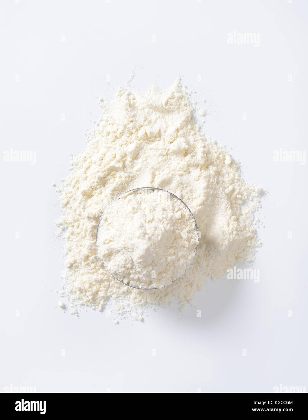 bowl of wheat flour on white background Stock Photo - Alamy