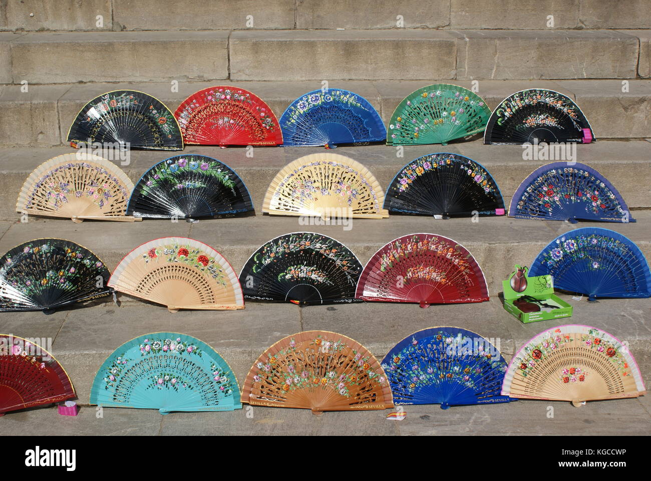 Traditional spanish fans hi-res stock photography and images - Alamy