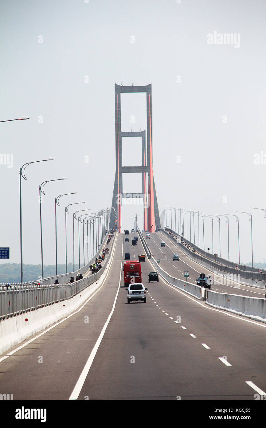 Suramadu Bridge 4 Stock Photo - Alamy