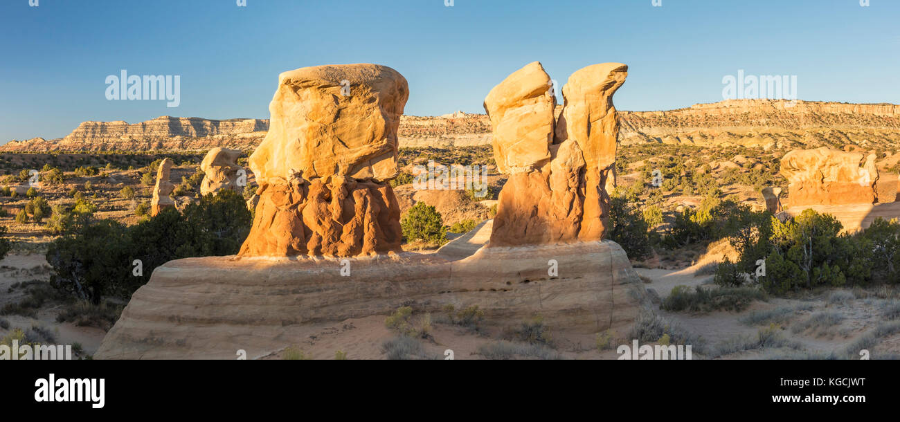 Straight cliffs utah hi-res stock photography and images - Alamy