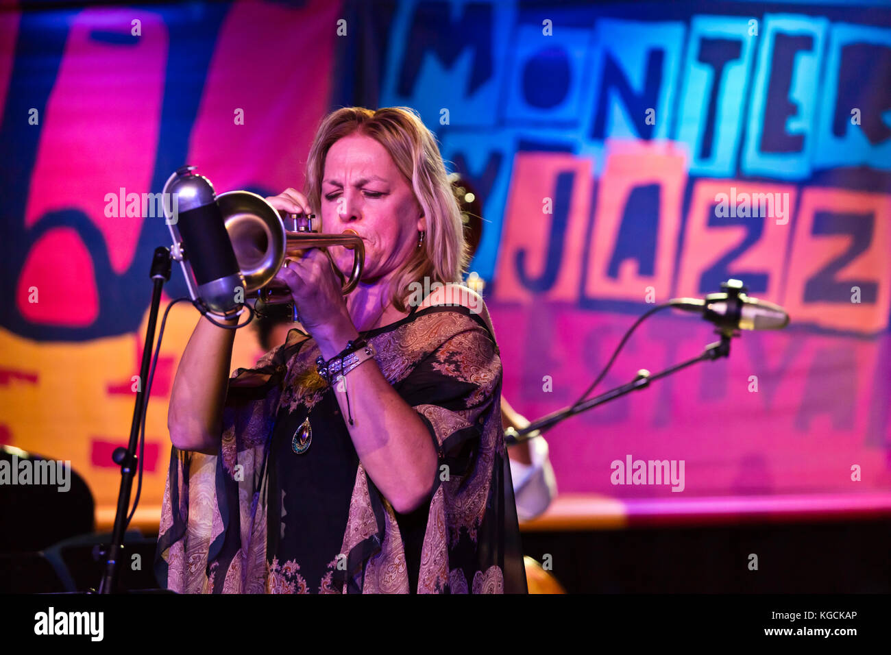 Female jazz musician hi-res stock photography and images - Alamy