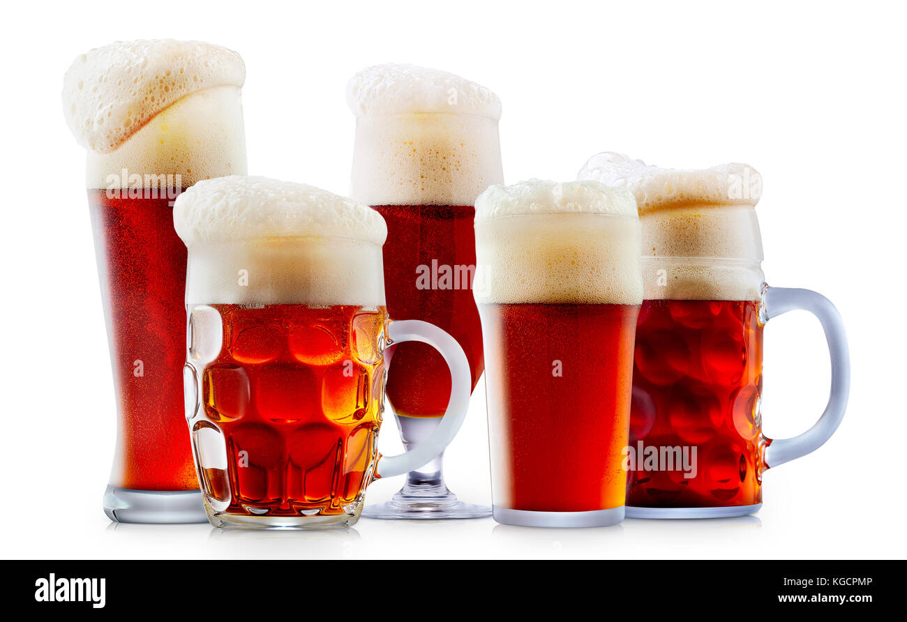 Mug of frosty dark red beer with foam Stock Photo - Alamy