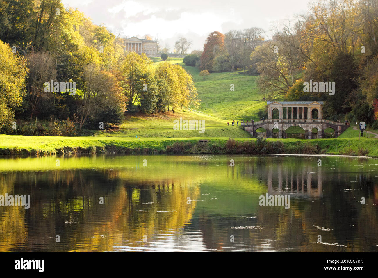 Autumn in Prior Park Landscape Garden, Somerset, England Stock Photo ...