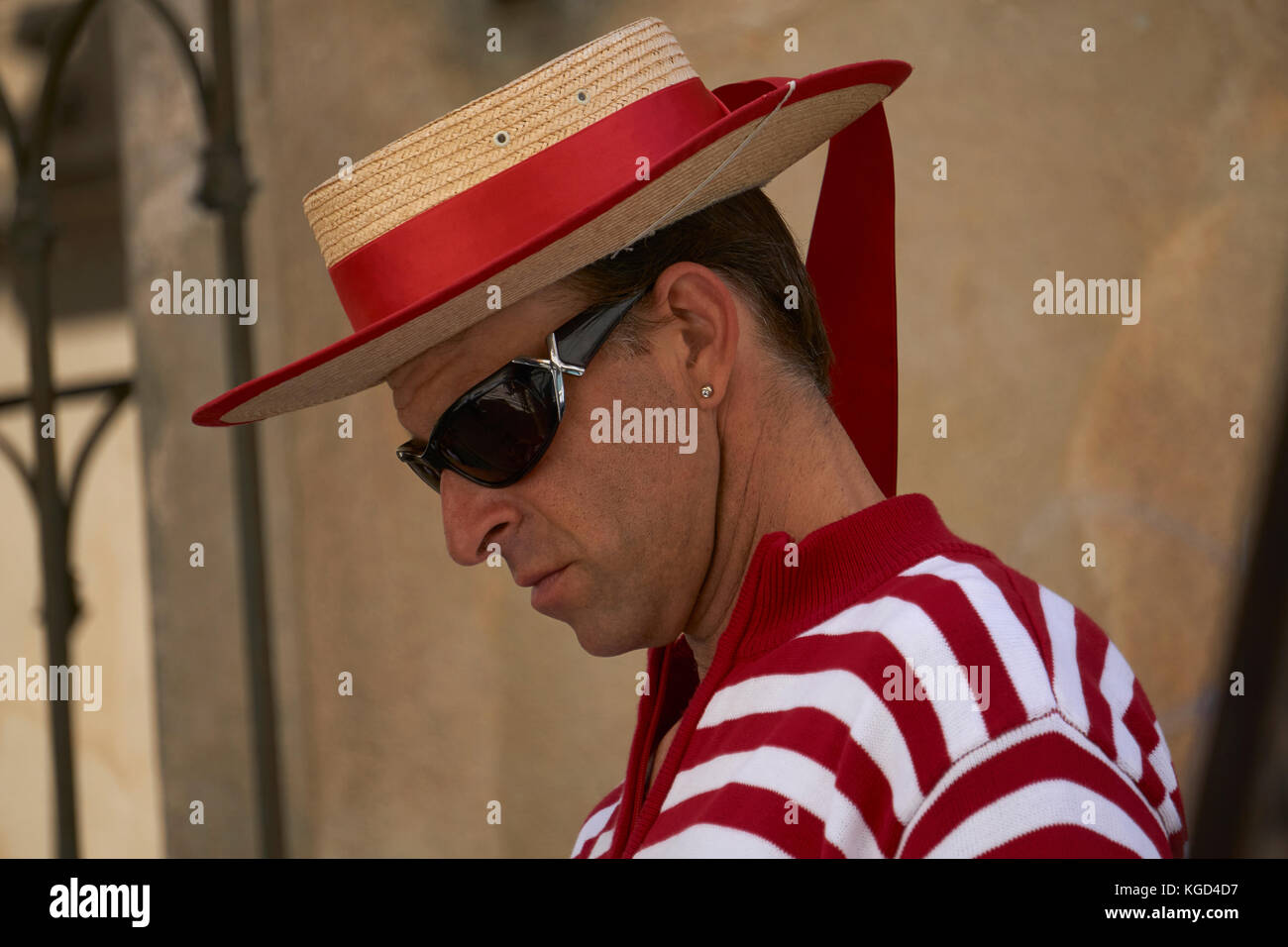 A portrait of a gondolier Stock Photo - Alamy
