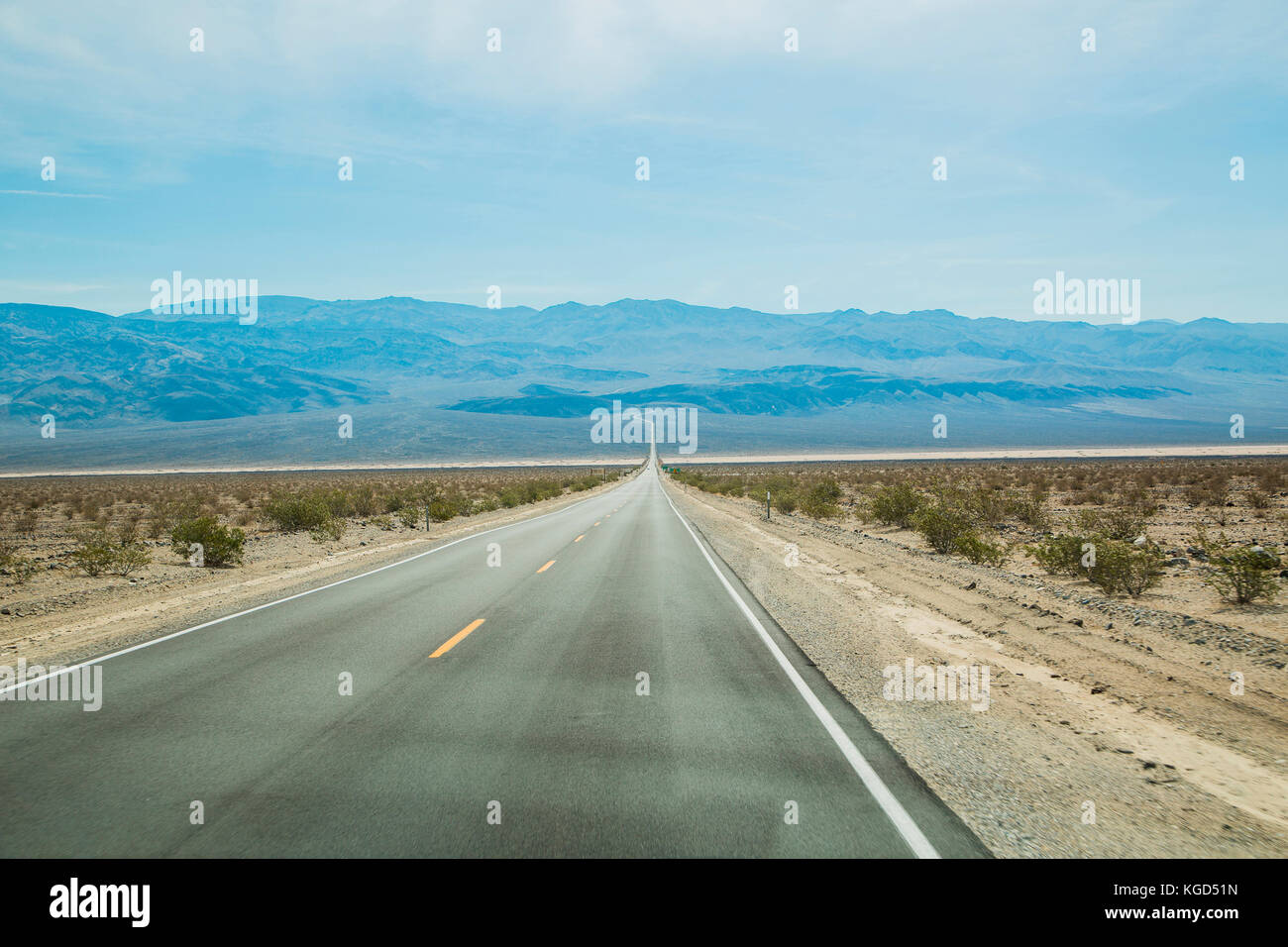 Phoenix highway through the mountains Stock Photo - Alamy