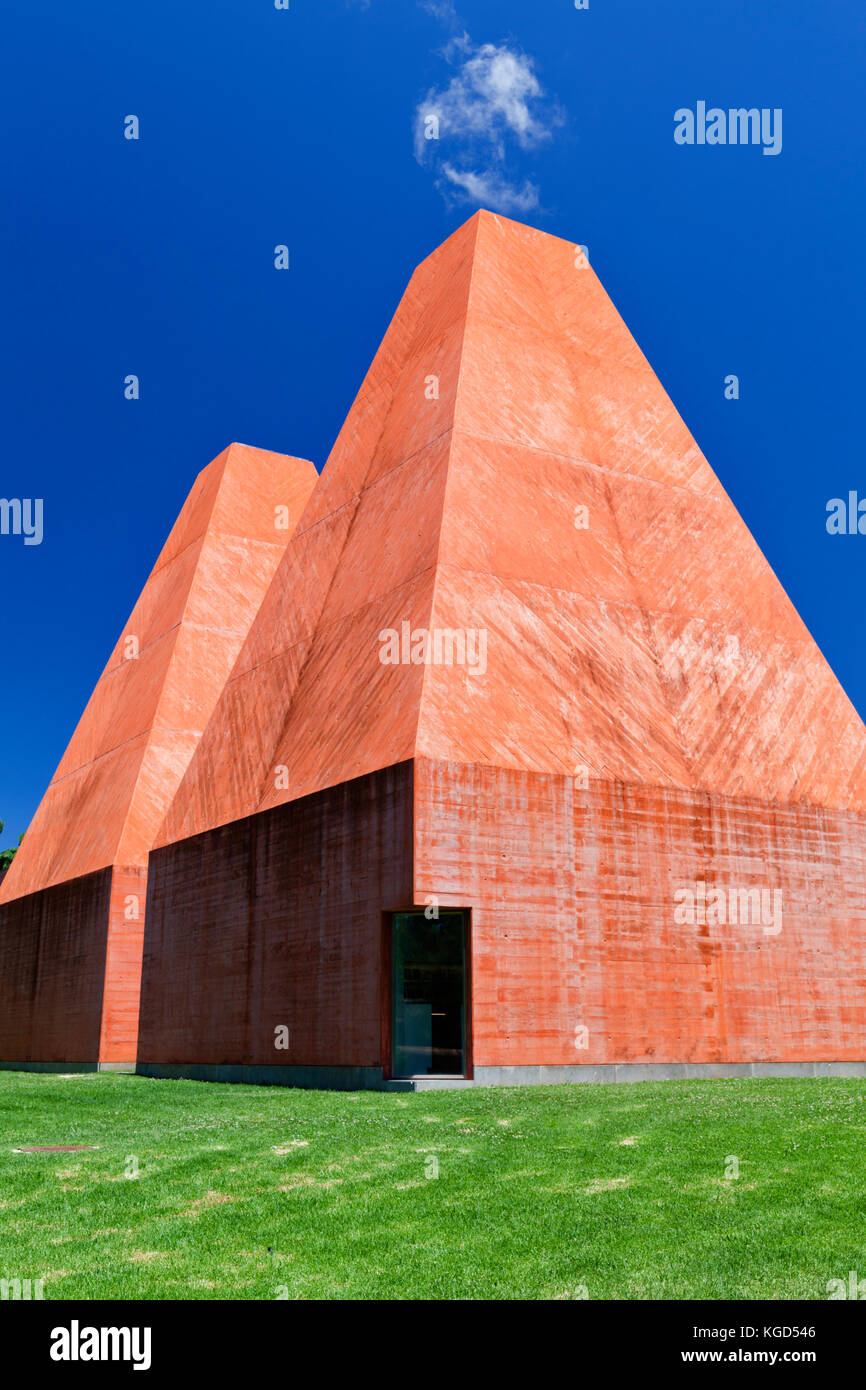 Conical pyramid hi-res stock photography and images - Alamy