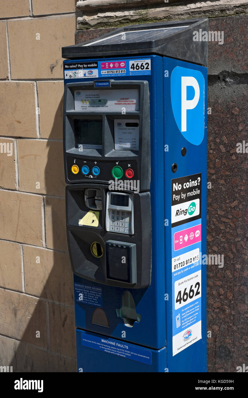 Car parking meter hi-res stock photography and images - Alamy